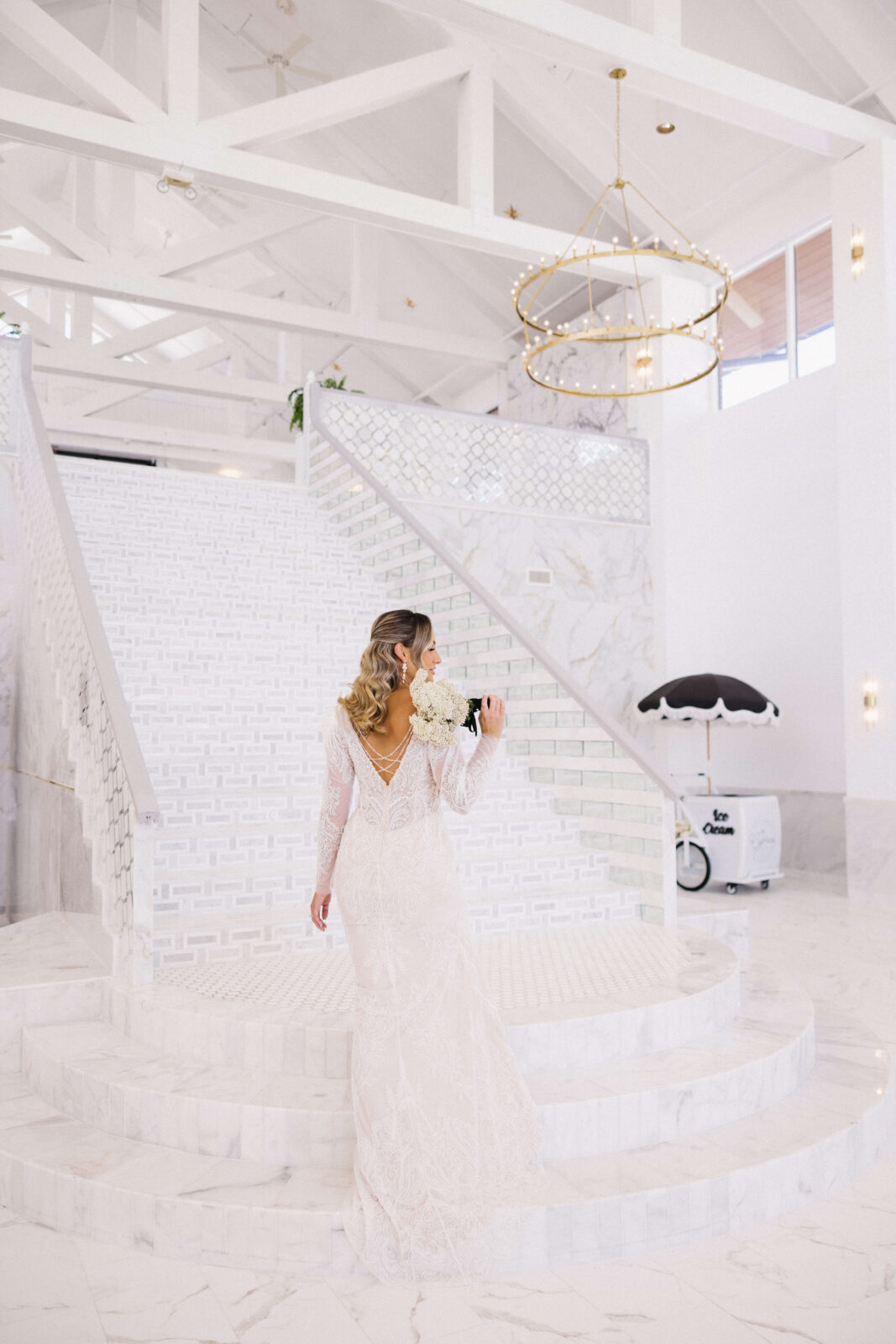 Charleston Lane – WATERFRONT WEDDING & EVENT VENUE IN CONROE, TEXAS ...